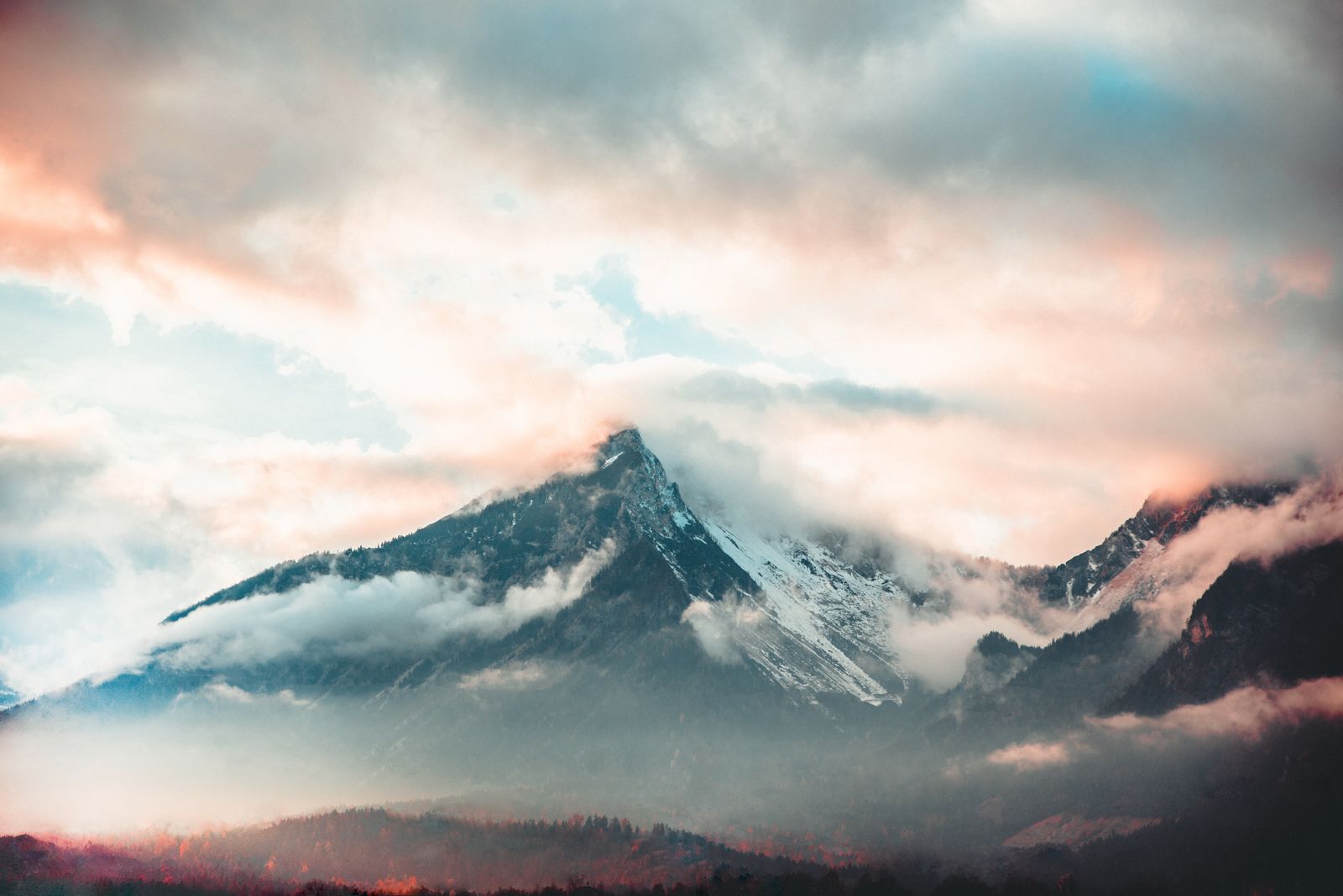 Free Deep 4K Wallpapers & Desktop HD Backgrounds for PC