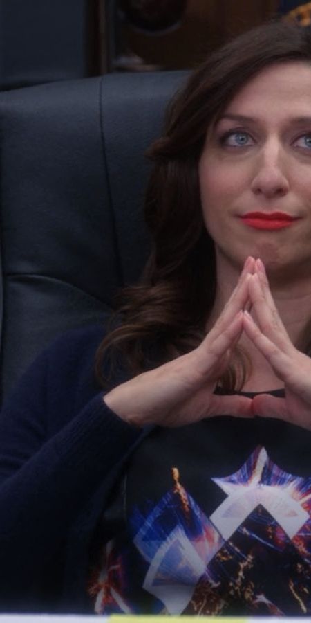 Gina Linetti Phone Wallpapers: Free 4K & HD Downloads | mob.org
