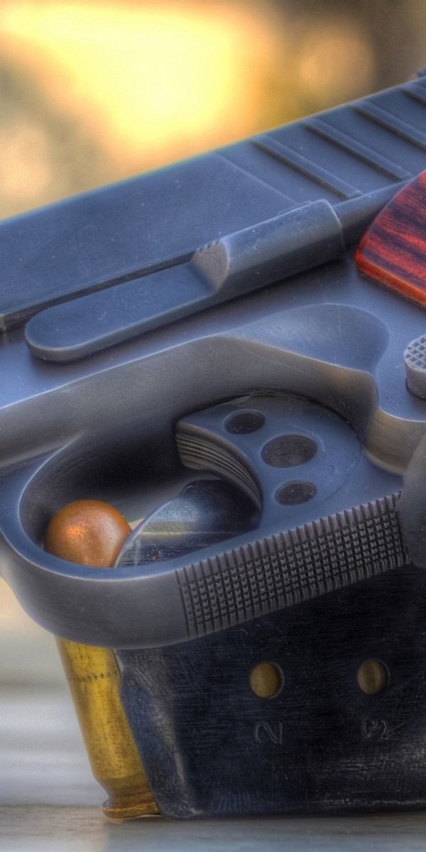 Taurus Pistol Phone Wallpapers: Free 4K & HD Downloads | mob.org
