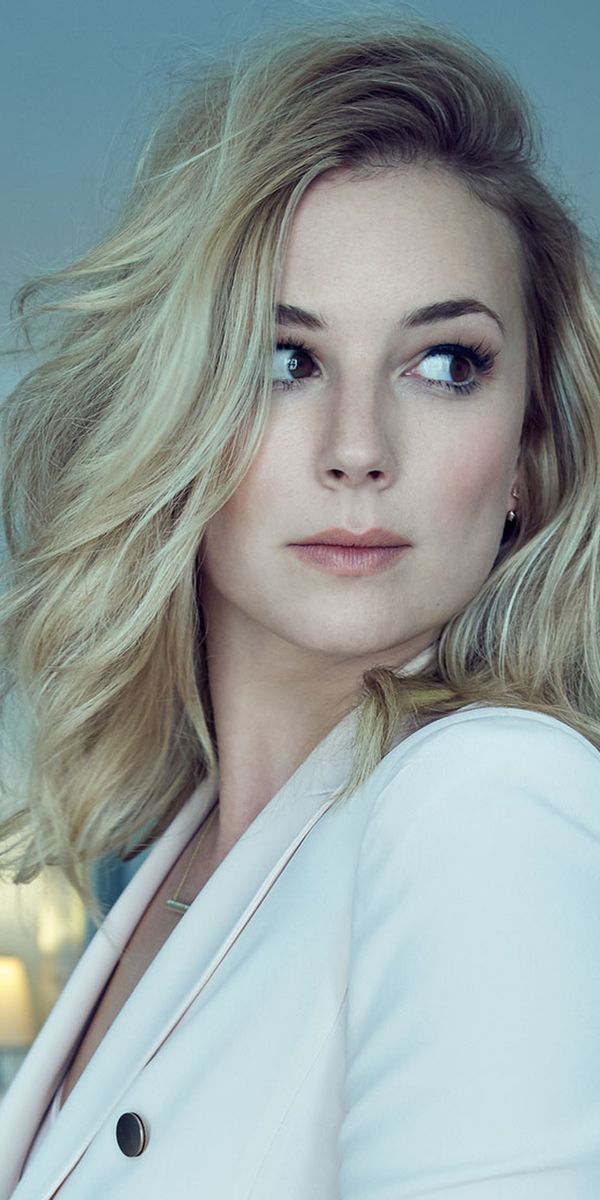 Desktop wallpaper: Emily Vancamp, Celebrity, Actress, Blonde, Brown ...