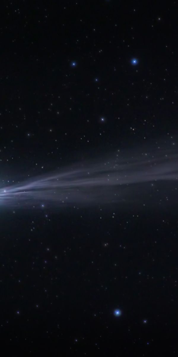 Comet Lovejoy Phone Wallpapers: Free 4K & HD Downloads | mob.org