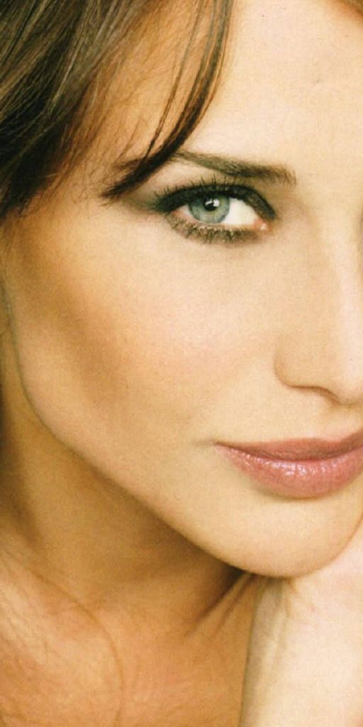 Free Claire Forlani 4K Wallpapers & Desktop HD Backgrounds for PC