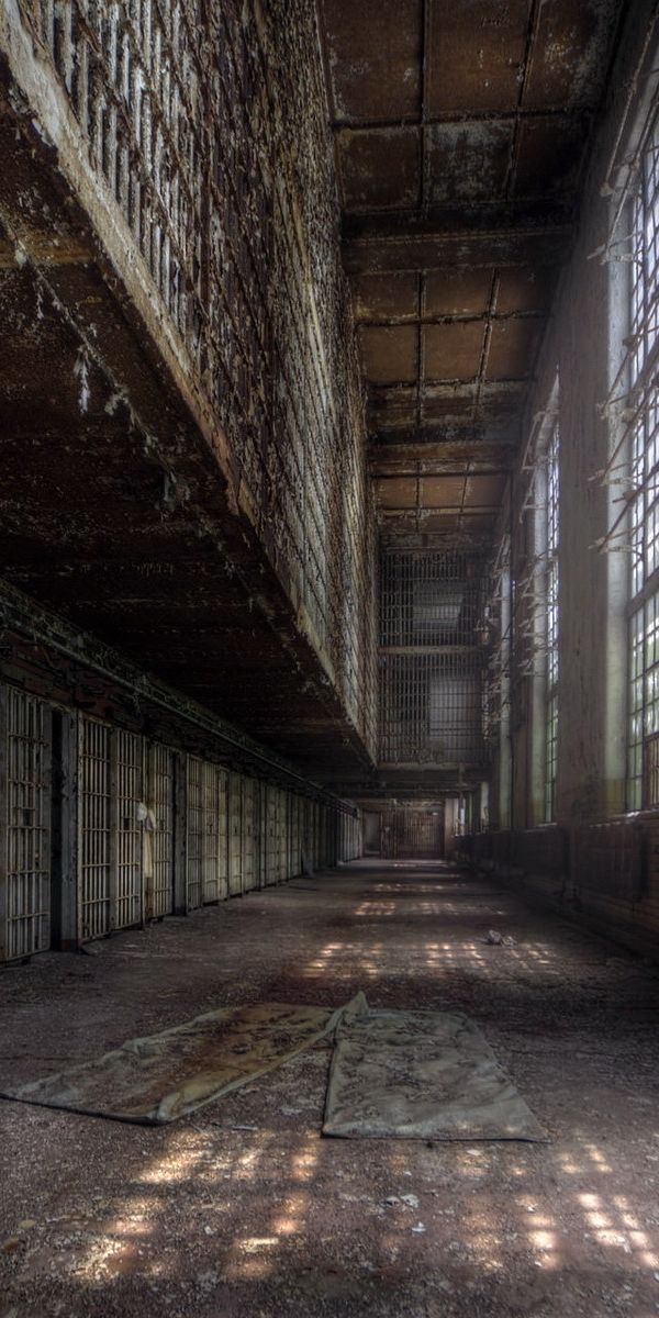 Desktop wallpaper: Abandoned, Jail, Prison, Man Made, Creepy 4K free ...