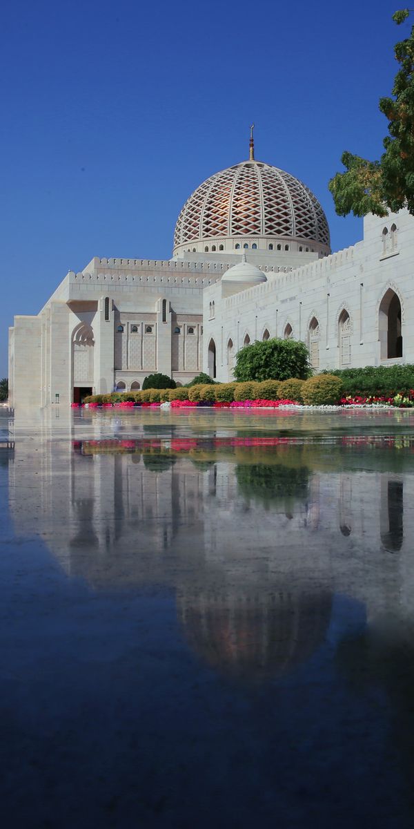 Sultan Qaboos Grand Mosque Phone Wallpapers: Free 4K & HD Downloads ...