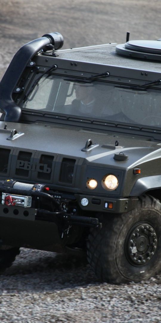 Free Iveco Lmv 4K Wallpapers & Desktop HD Backgrounds for PC