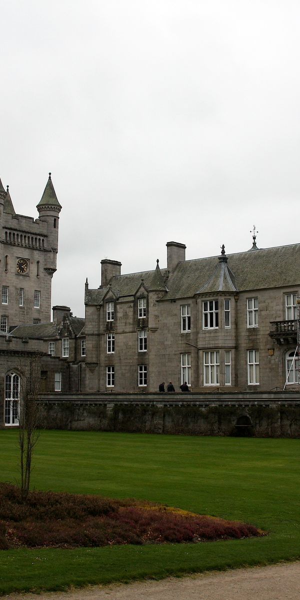Free Balmoral Castle 4K Wallpapers & Desktop HD Backgrounds for PC