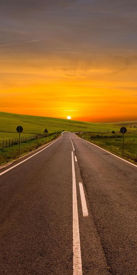 Phone Wallpapers & Background Images: Free 4K Download