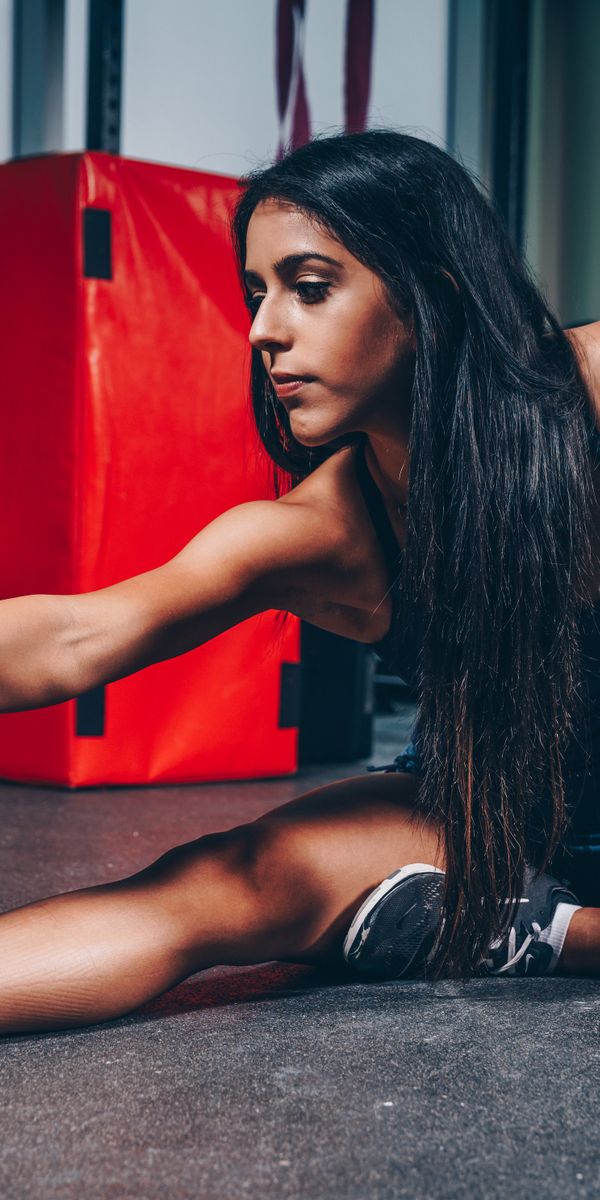 Phone wallpaper: Gym, Sports, Fitness, Black Hair, Long Hair, Model 1010484