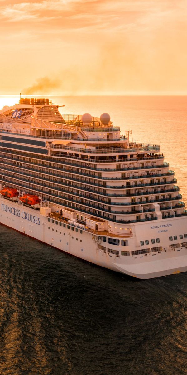 Free Royal Princess 4K Wallpapers & Desktop HD Backgrounds for PC