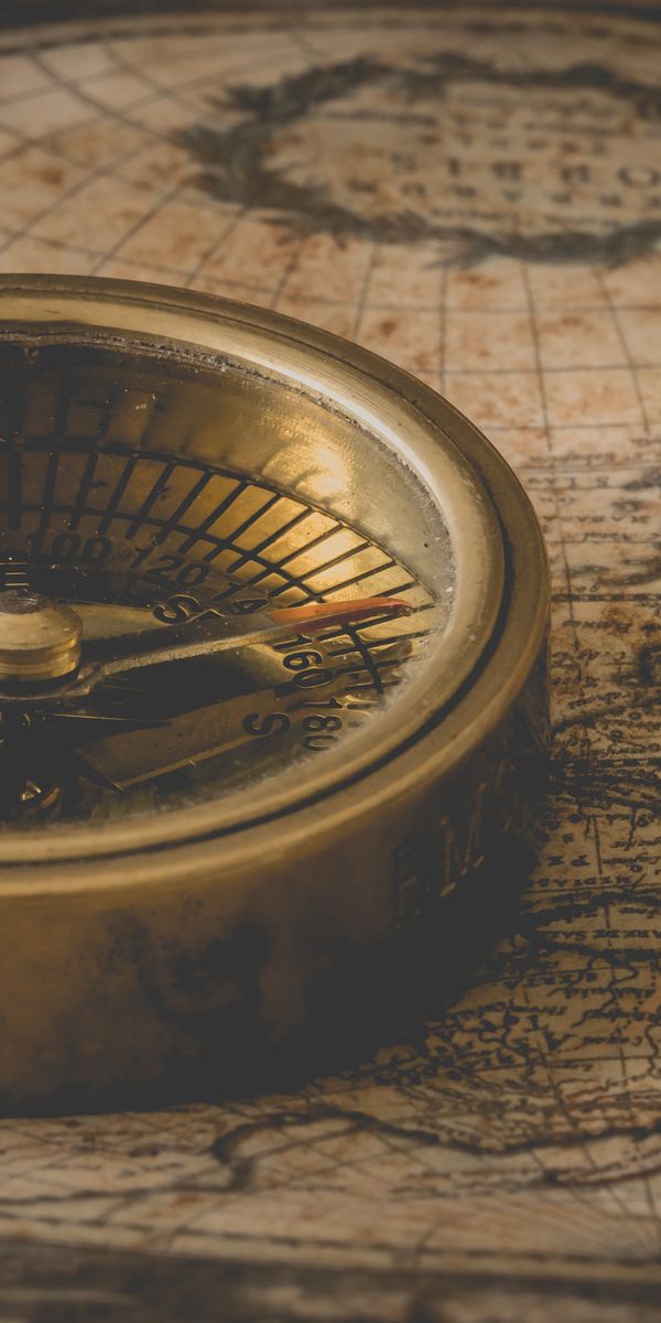 Desktop wallpaper: Man Made, Compass, Map 4K free download for PC. 1001229