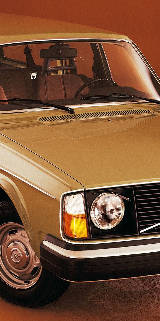 Free Volvo 240 Series 4K Wallpapers & Desktop HD Backgrounds for PC