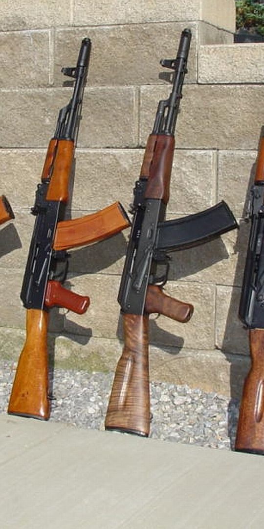 Phone wallpaper: Akm Assault Rifle, Weapons 204800