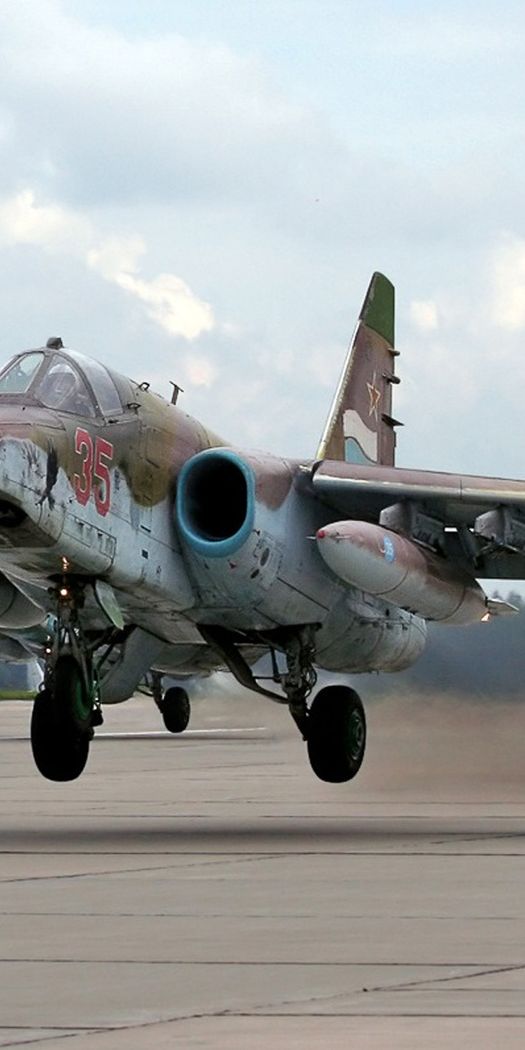 Free Sukhoi Su 25 4K Wallpapers & Desktop HD Backgrounds for PC