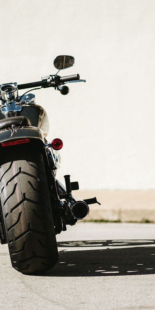 Free Harley Davidson Breakout 4K Wallpapers & Desktop HD Backgrounds for PC