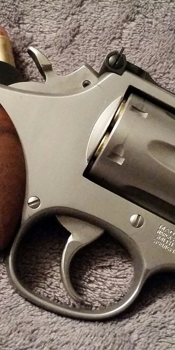 Desktop wallpaper: Weapons, Revolver 4K free download for PC. 690790