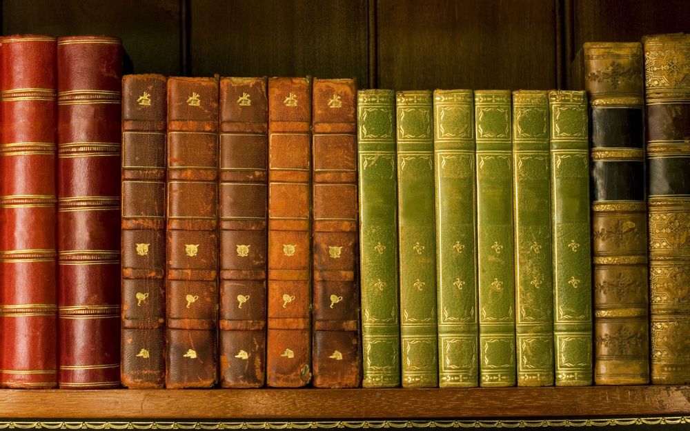 Free Books 4K Wallpapers & Desktop HD Backgrounds for PC