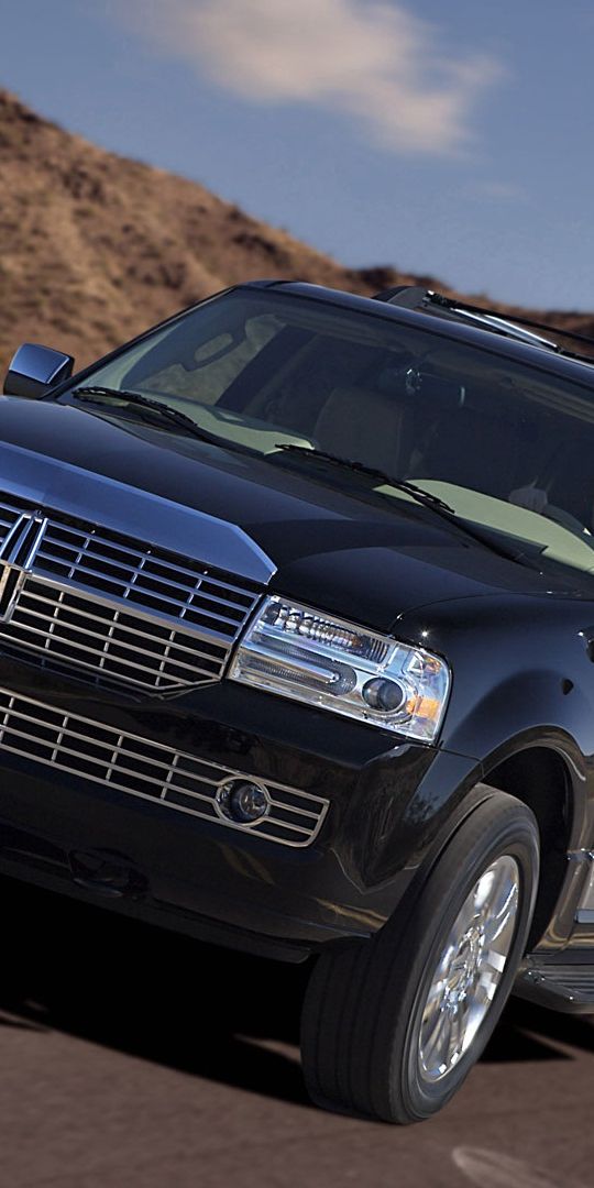 Free Lincoln Navigator 4K Wallpapers & Desktop HD Backgrounds for PC