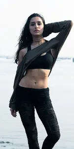 Phone wallpaper: Shraddha Kapoor, Abcd 2, Movie 1240666