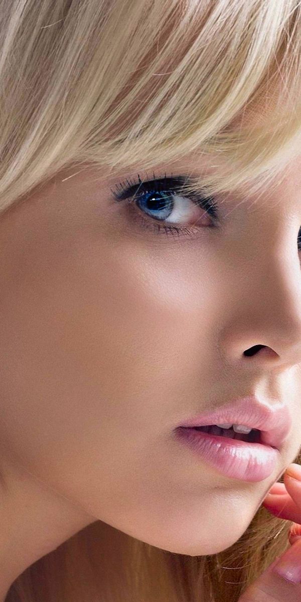 Desktop wallpaper: Kiera Hudson, Women, Beautiful, Face, Model, Blue ...