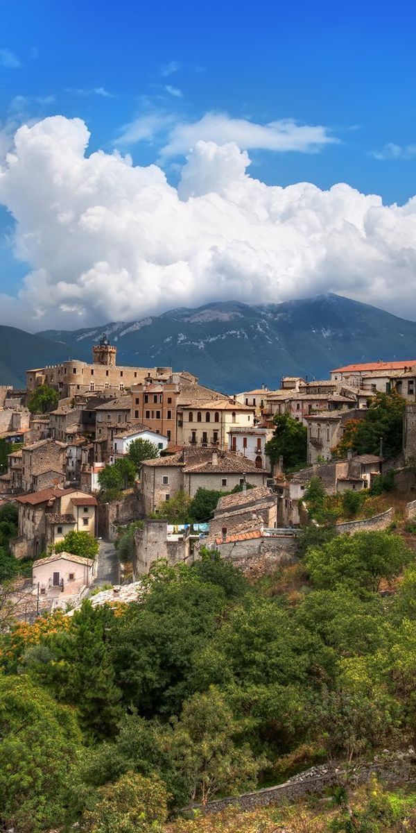 Free Abruzzo 4K Wallpapers & Desktop HD Backgrounds for PC