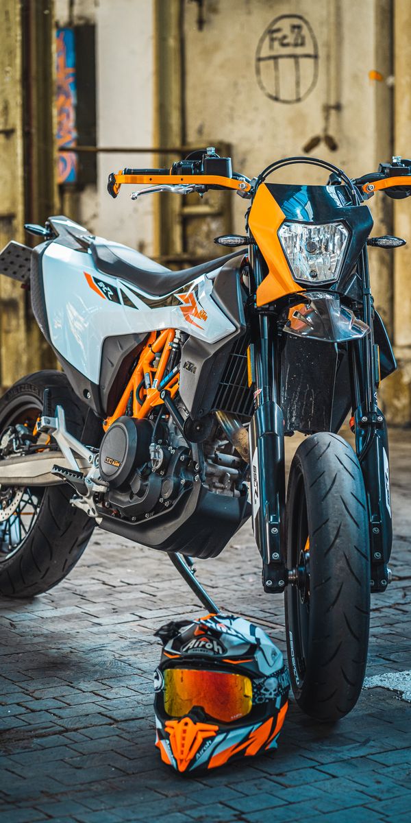 Desktop wallpaper: Ktm 690 Smc, Motorcycles, Motorcyclist, Helmet ...