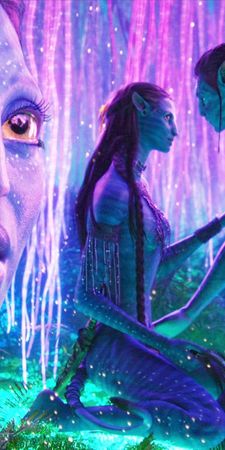 Amazing Avatar Wallpaper Featuring Neytiri and Jake Sully in Nature