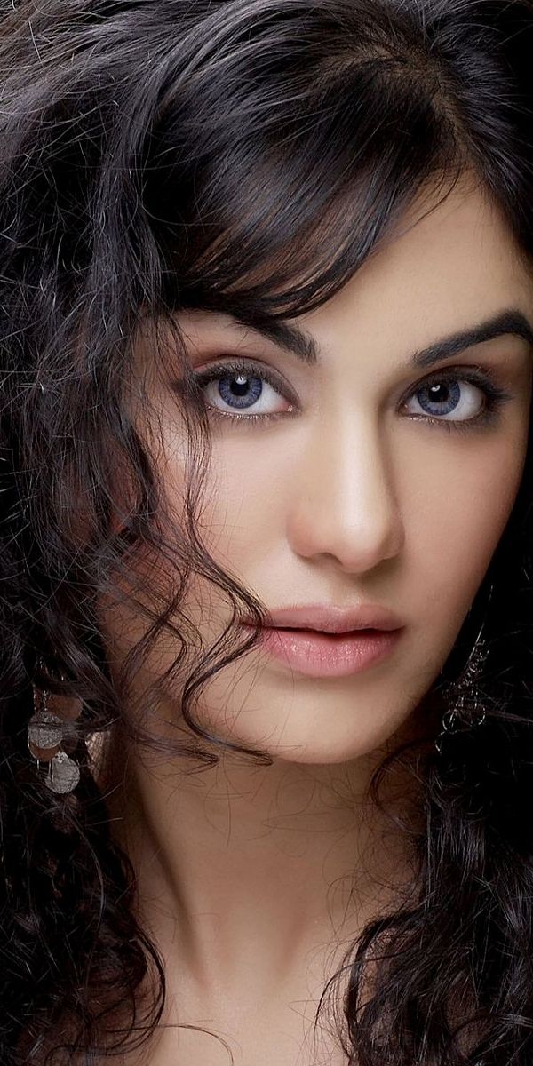Free Adah Sharma 4K Wallpapers & Desktop HD Backgrounds for PC