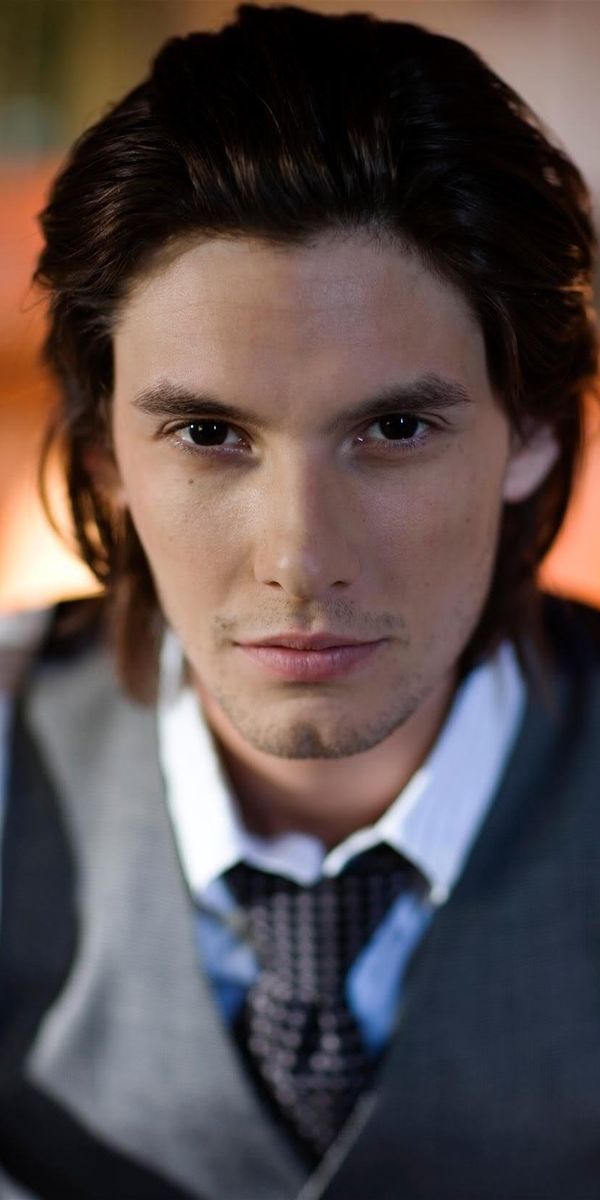 Benjamin Barnes Phone Wallpapers: Free 4K & HD Downloads | mob.org