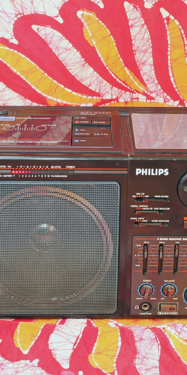 Philips Stereo Phone Wallpapers: Free 4K & HD Downloads | mob.org