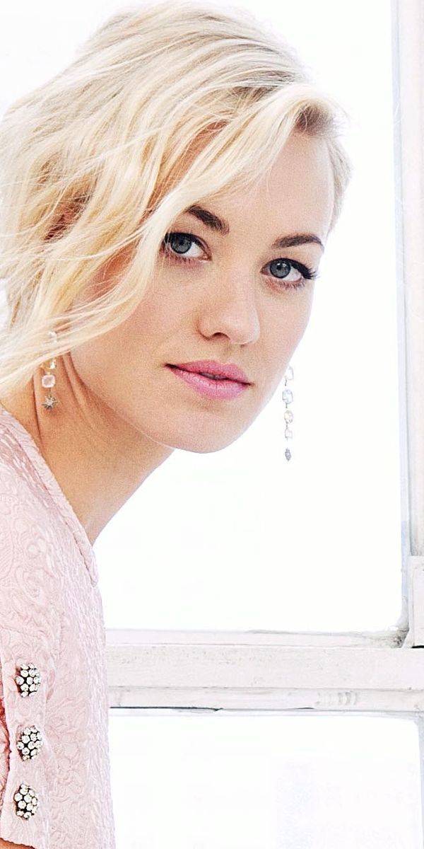 Desktop wallpaper: Celebrity, Yvonne Strahovski, Actress, Blonde 4K ...