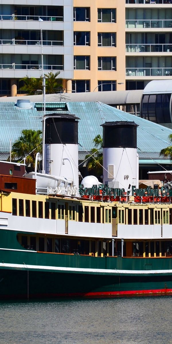 South Steyne Floating Restaurant Phone Wallpapers: Free 4K & HD ...