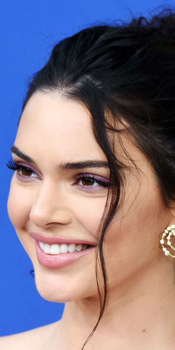 Phone wallpaper: Kendall Jenner, Model, Celebrity, American, Black Hair ...